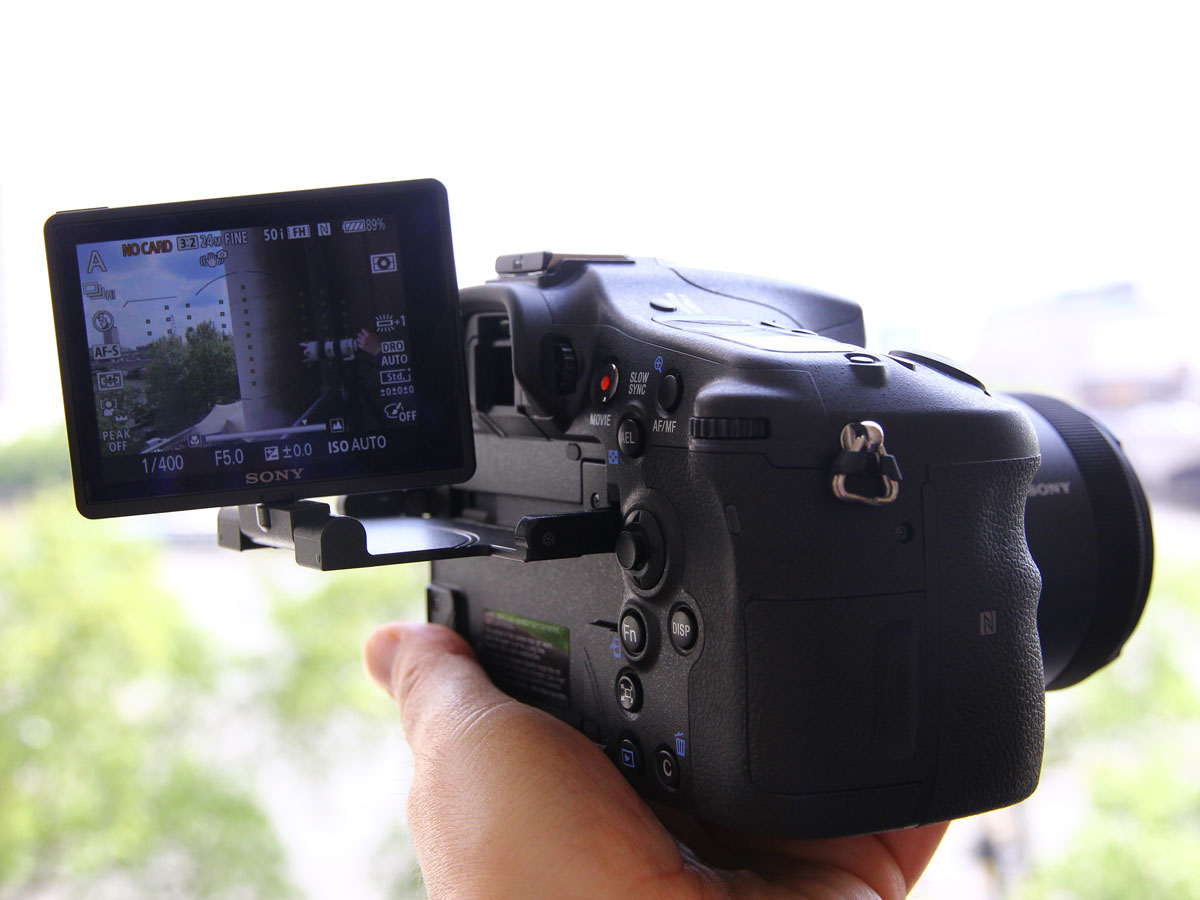 Sony Alpha 77 II DSLR camera hands-on review