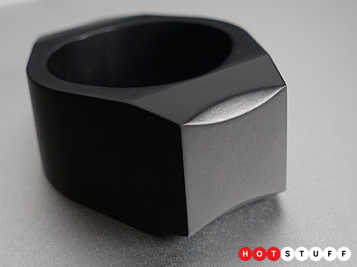 Padrone Ring is a wearable that turns your desk into a giant touchpad ...