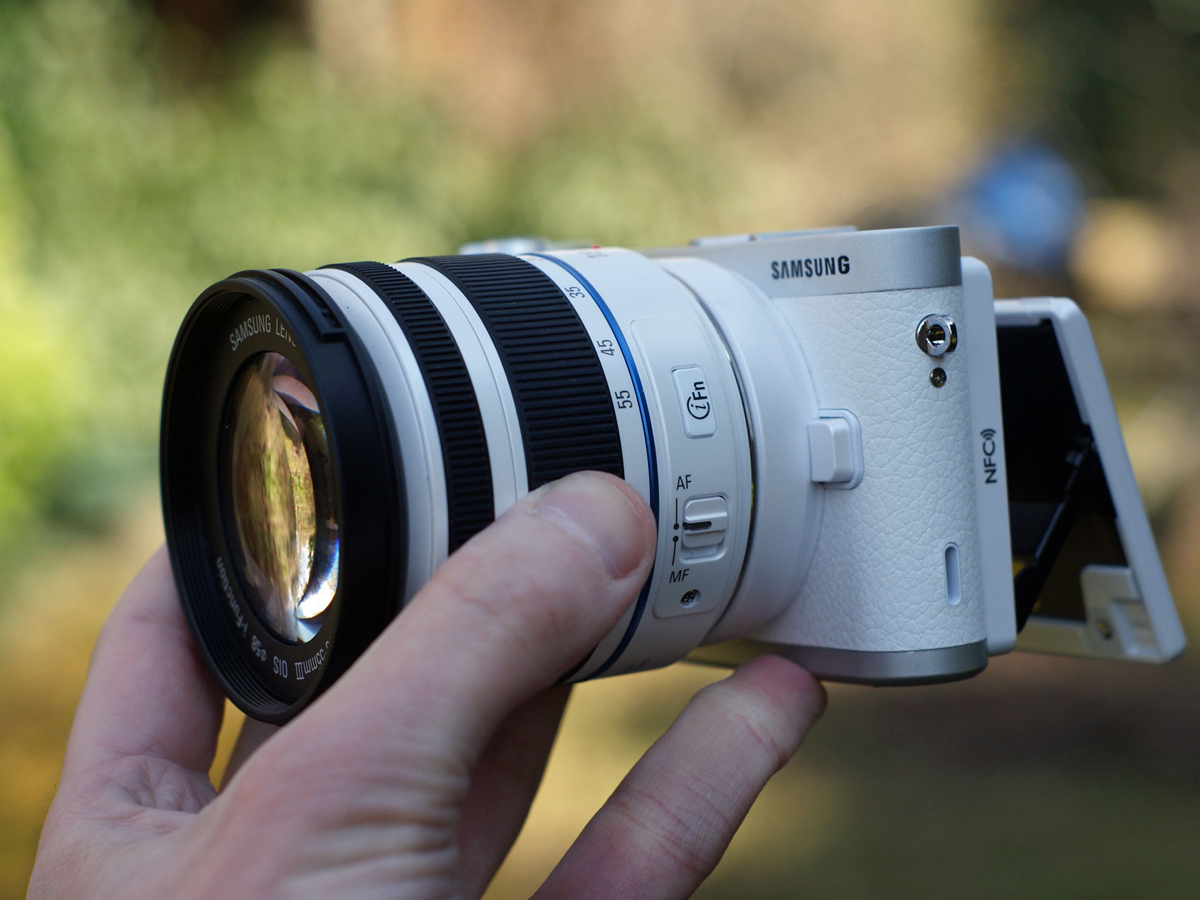 Samsung NX300 review | Stuff