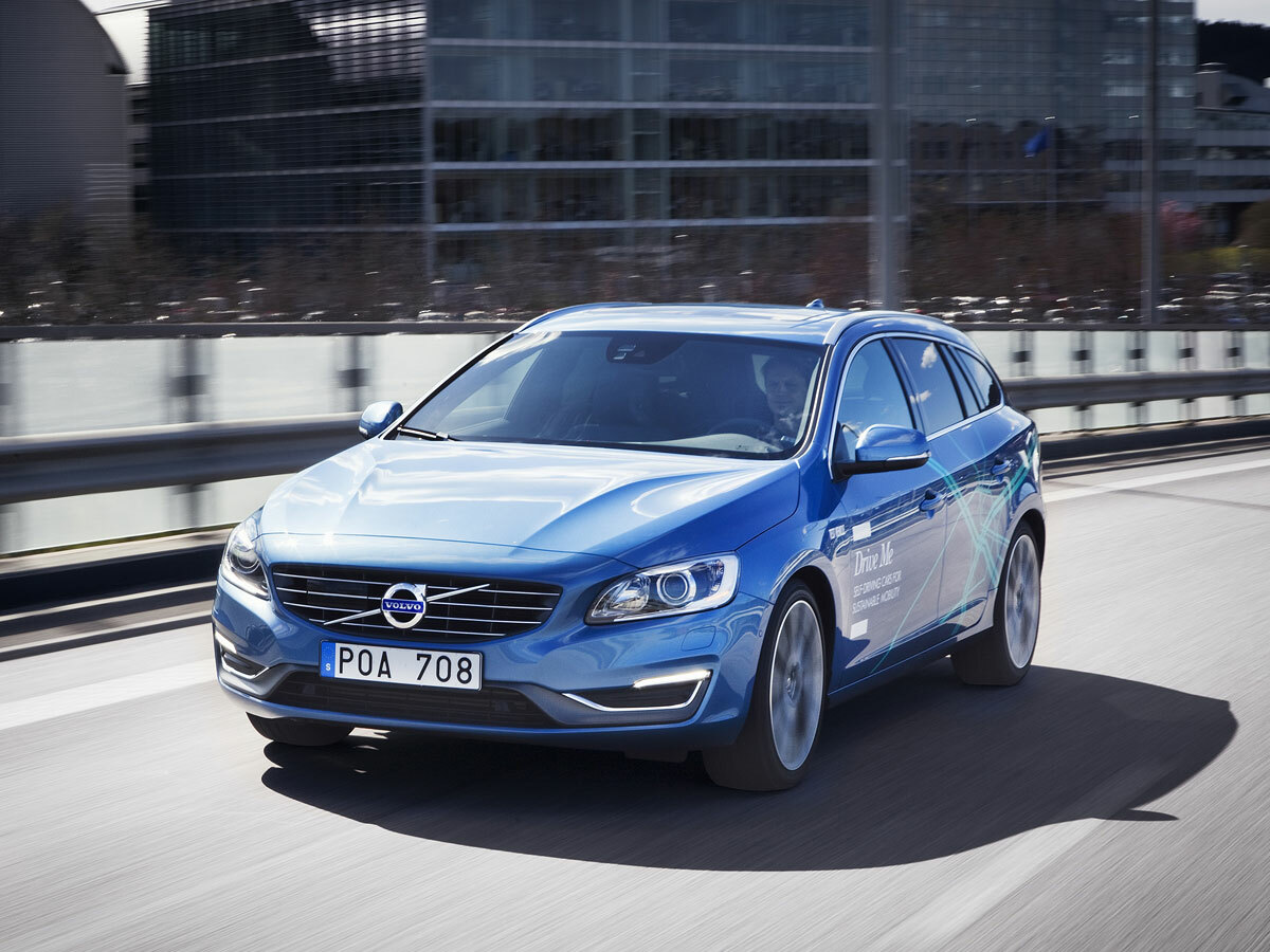 100 self-driving Volvos hit the streets of Gothenburg | Stuff