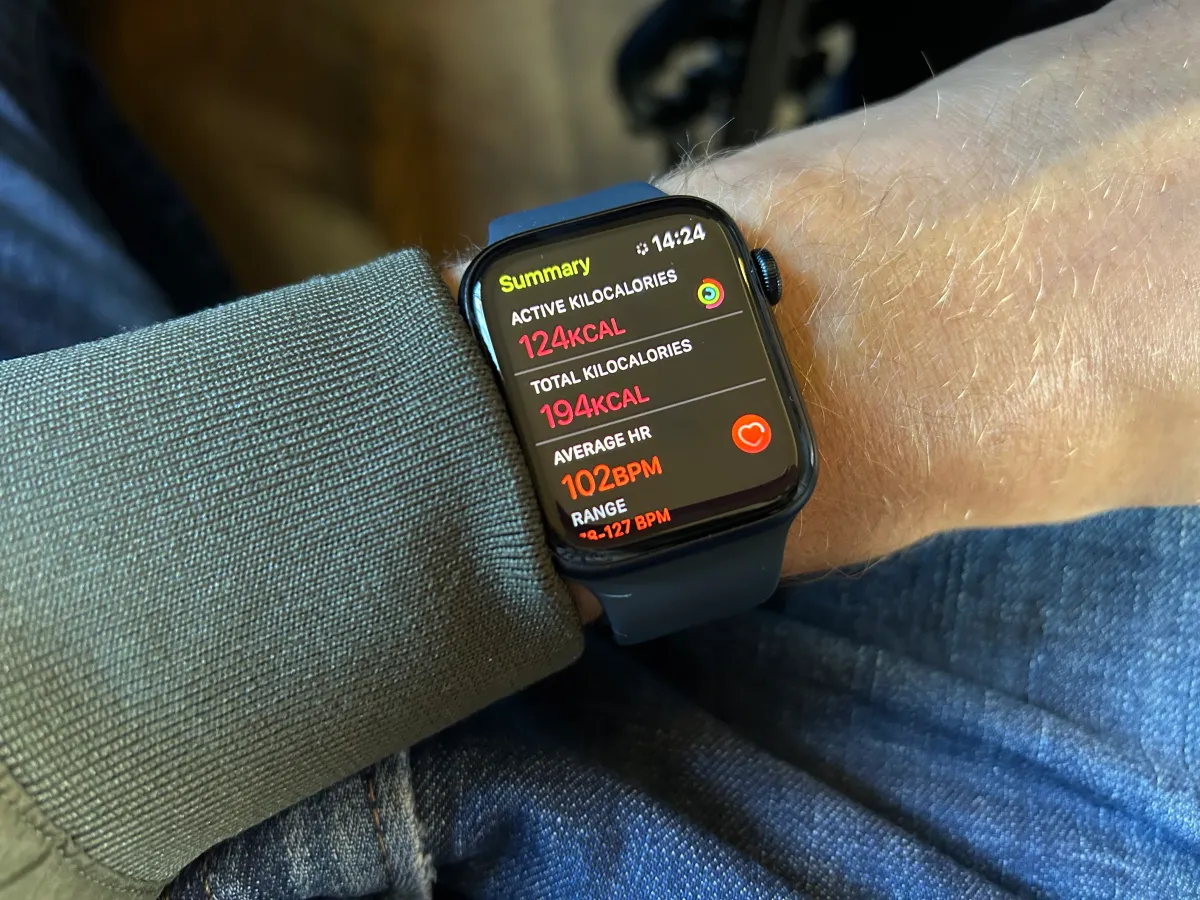 Apple Watch SE (2nd Gen, 2022) review: the best fit for most | Stuff
