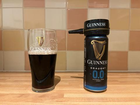Can you pour the perfect pint? Guinness Nitrosurge tested | Stuff