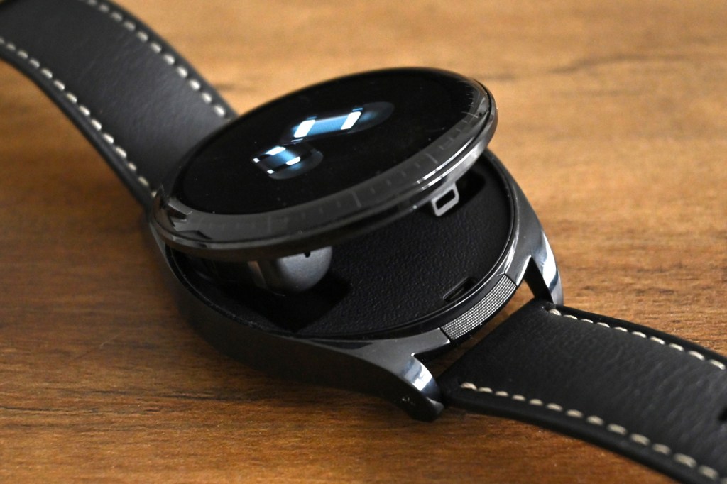 Huawei Watch Buds review: two wearables in one | Stuff
