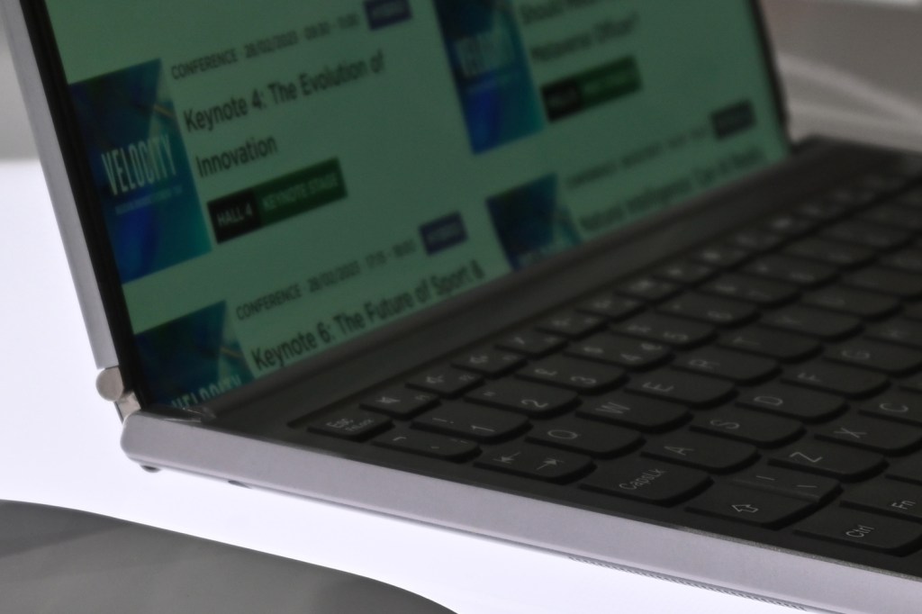 Lenovo laptop concept elongates to innovate | Stuff