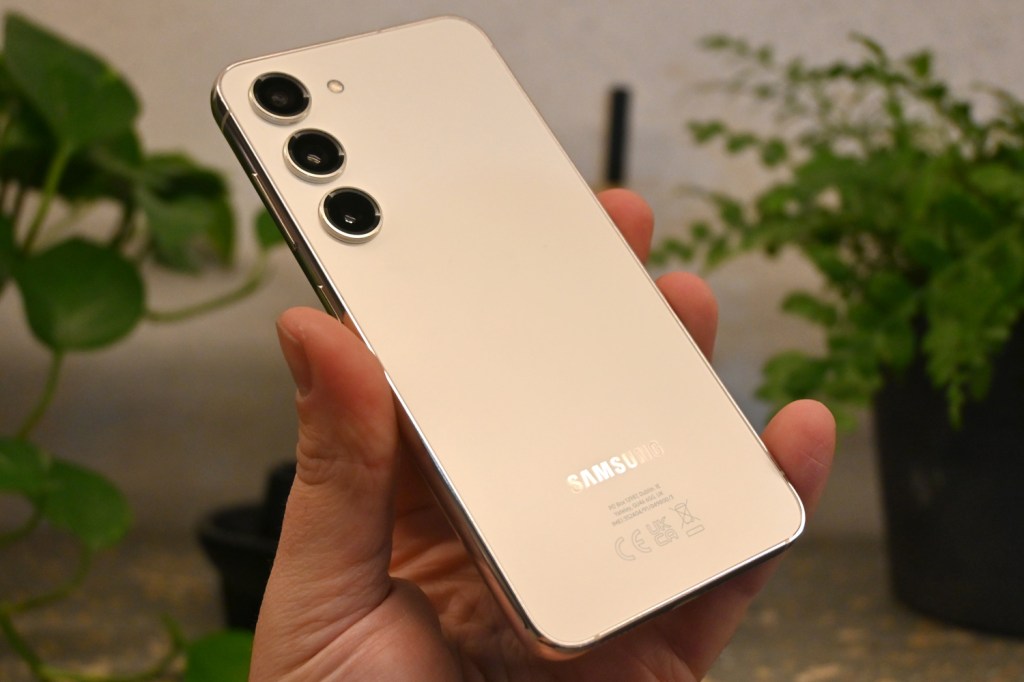Samsung Galaxy S23 vs Galaxy S22: what's the difference? | Stuff