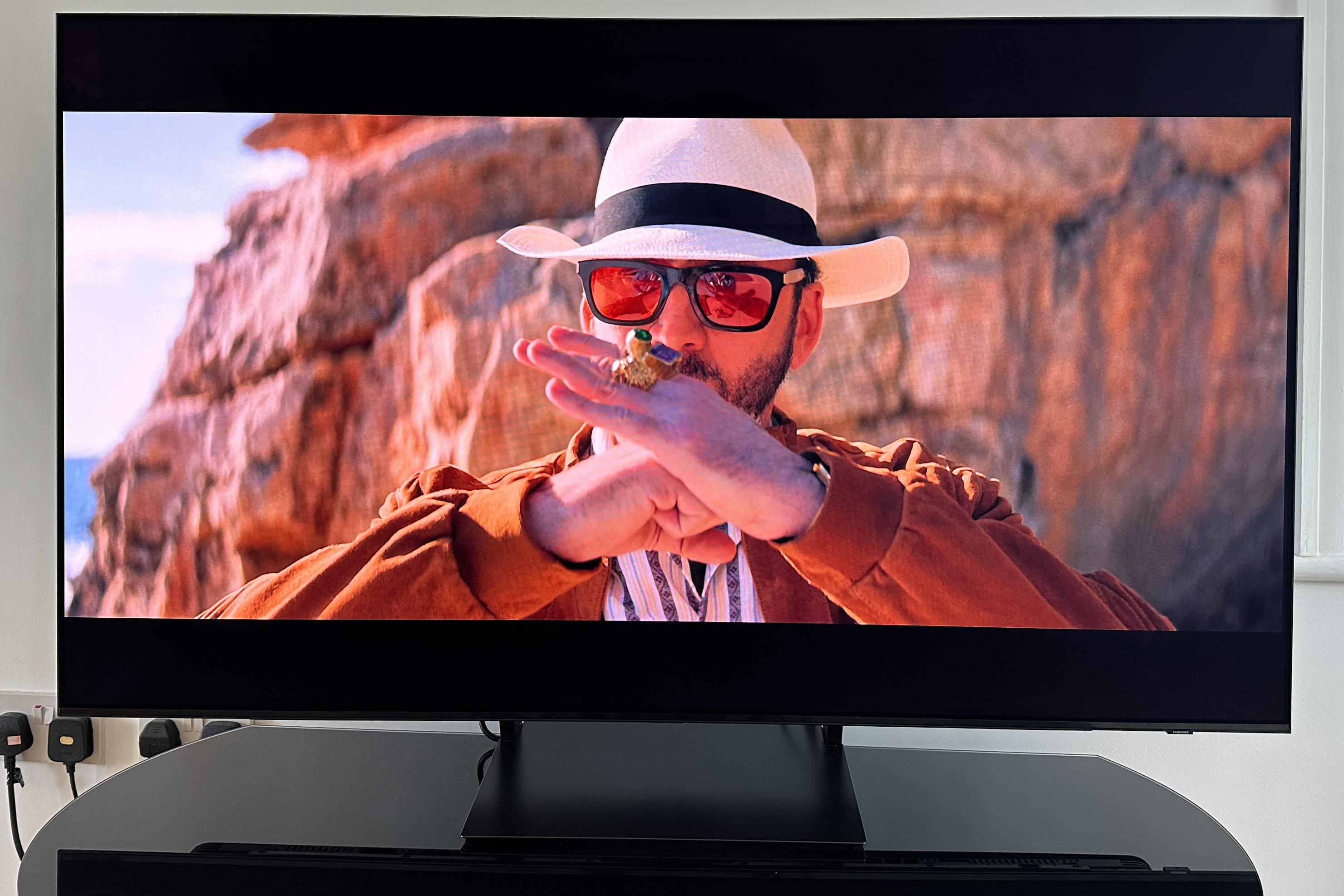 Samsung S90C review: Samsung comes out swinging | Stuff