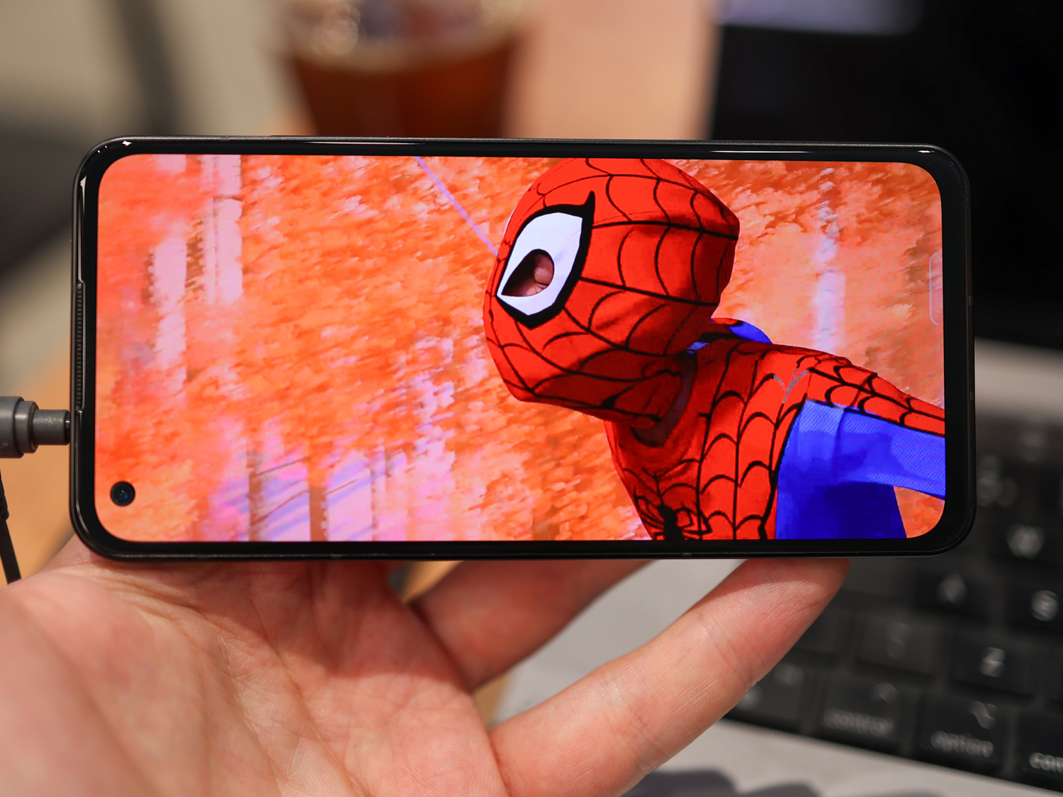 Asus Zenfone 10 review: one-handed wonder | Stuff