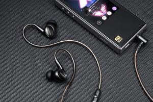 IEMs vs earbuds: what's the difference, and are they better? | Stuff