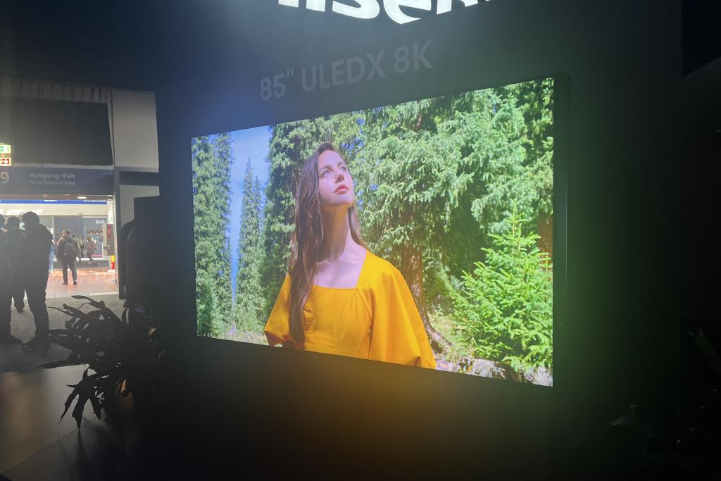 Hisense 85in ULEDX 8K hands-on review: a smart(er) TV | Stuff