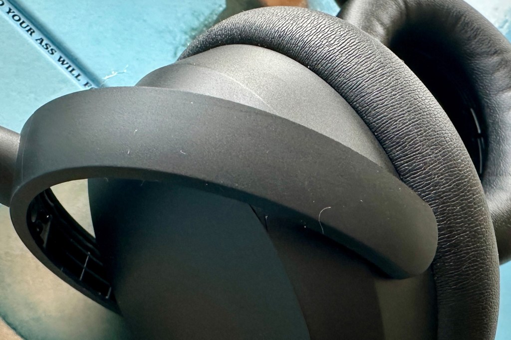 Sennheiser Accentum review: the price of power | Stuff