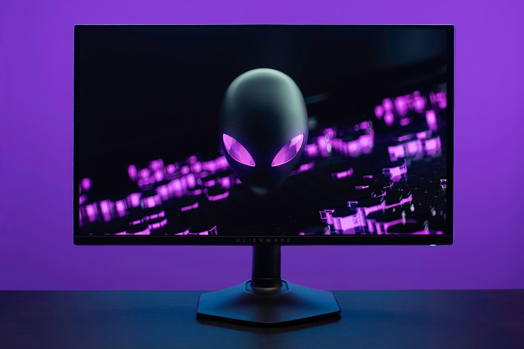 The Alienware m16 r2 is a gaming laptop stealth bomber | Stuff