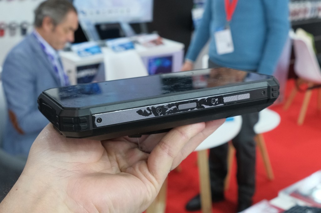 This beefy Energizer phone is the ultimate cure for battery anxiety | Stuff