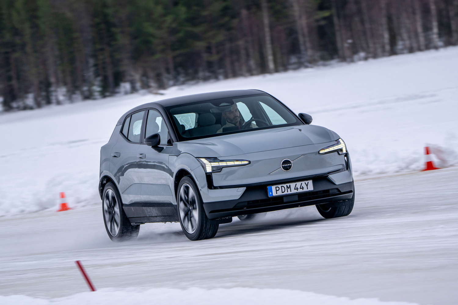 Driving Volvo’s priciest EX30 left me wanting the cheapest model | Stuff