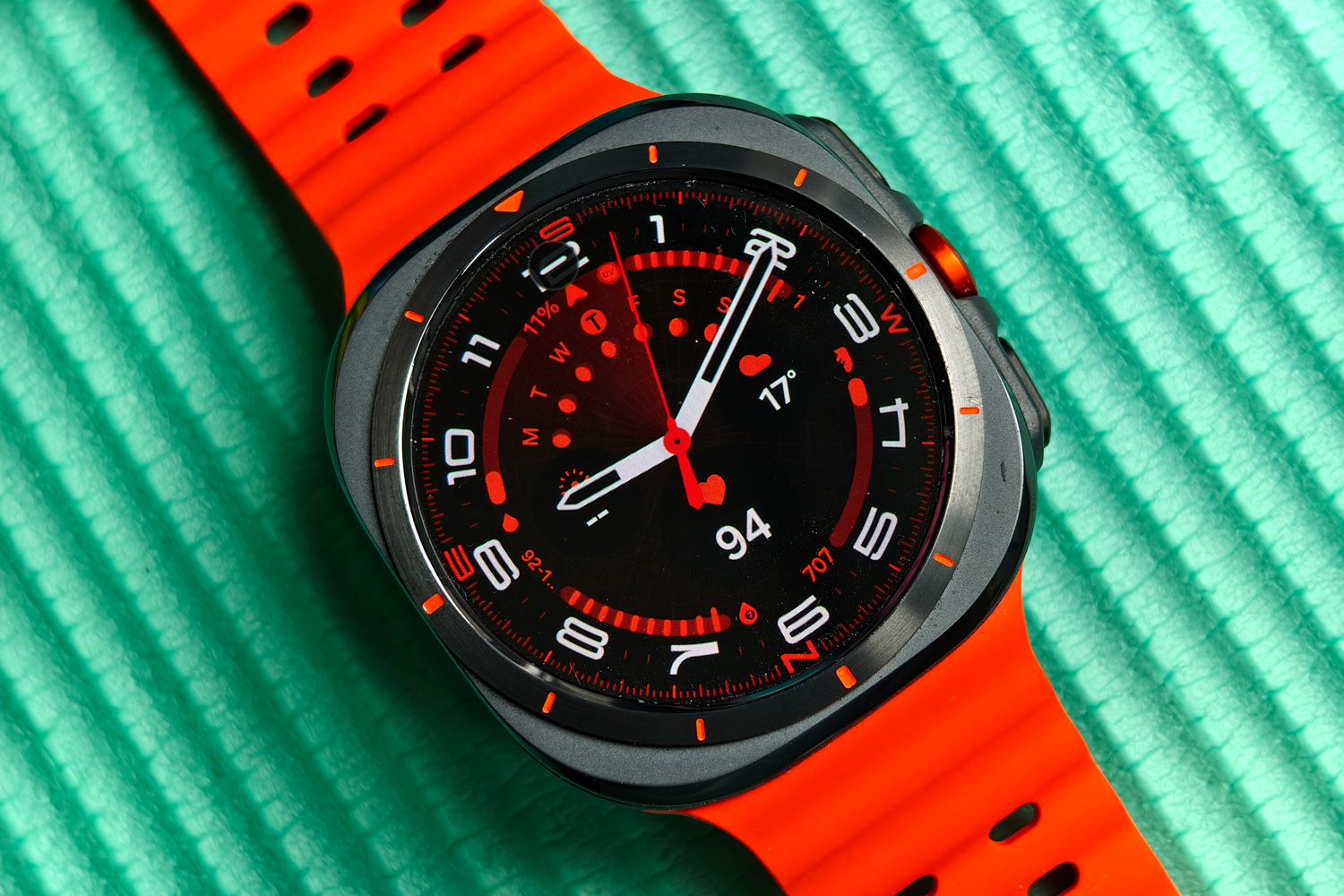 Best Android smartwatches in 2025 including Samsung, OnePlus, Huawei ...