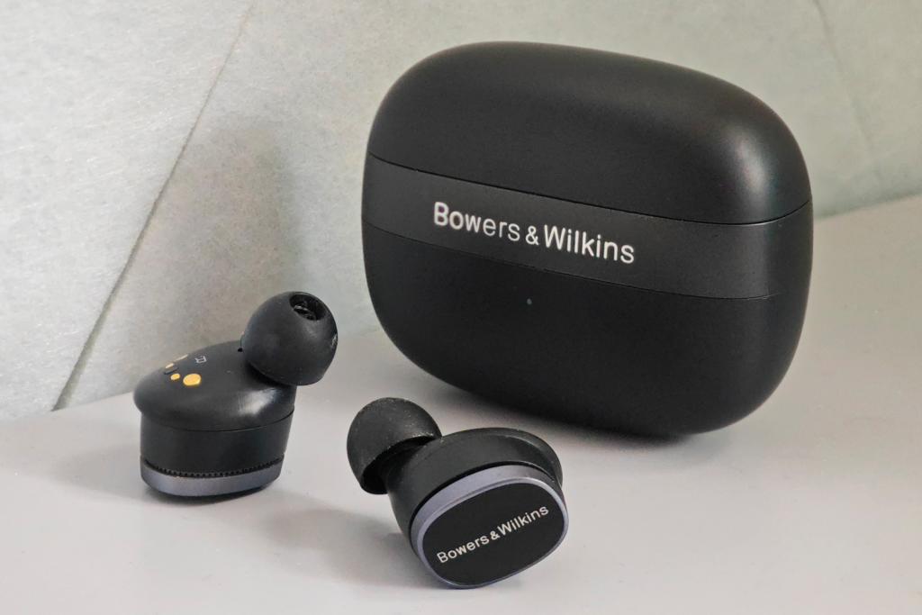 Bowers & Wilkins Pi8 review: sublime sounding in-ears that major on ...