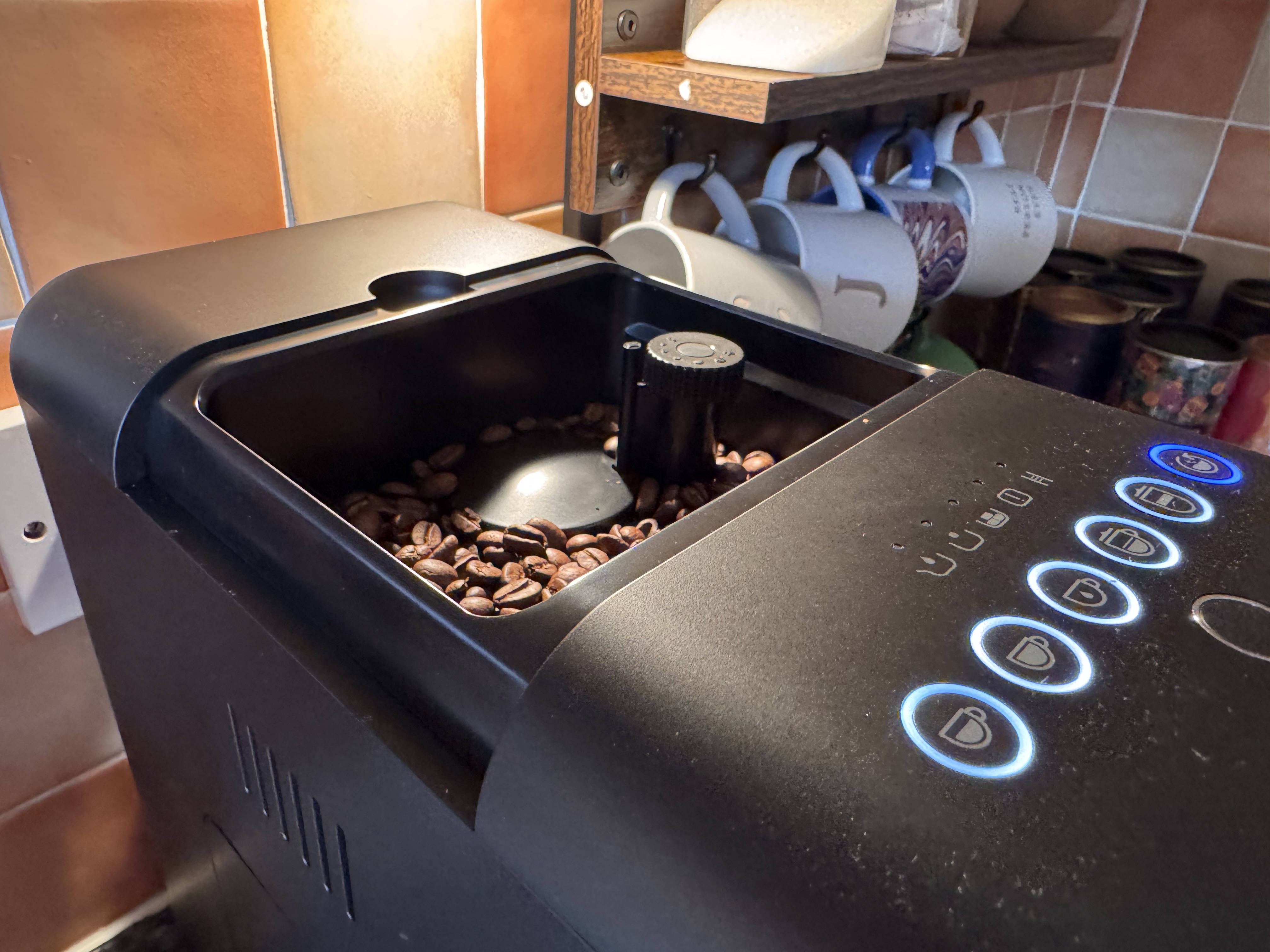 Smeg BCC13 coffee machine review: bean-to-cup for beginners | Stuff