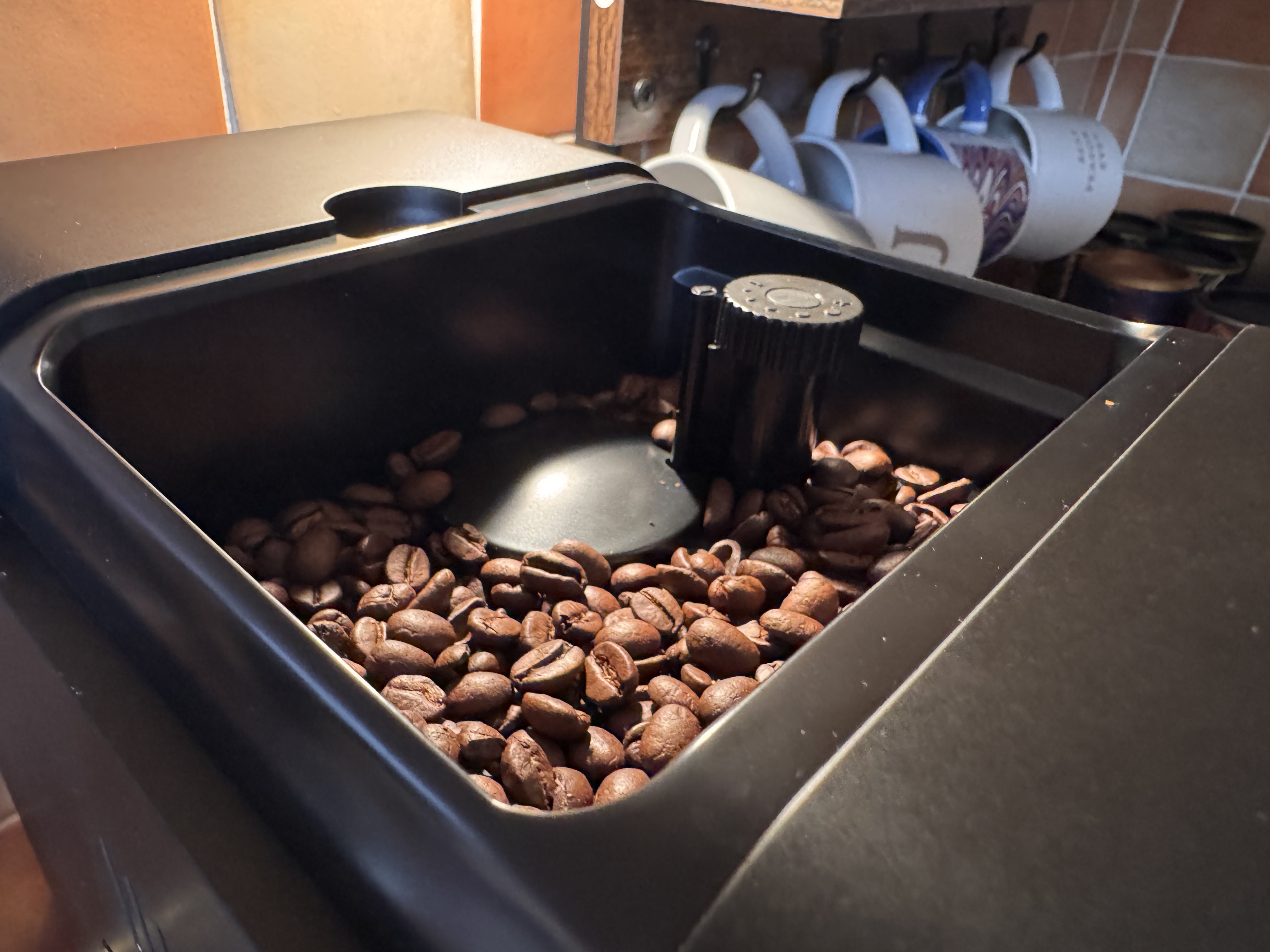 Smeg BCC13 coffee machine review: bean-to-cup for beginners | Stuff