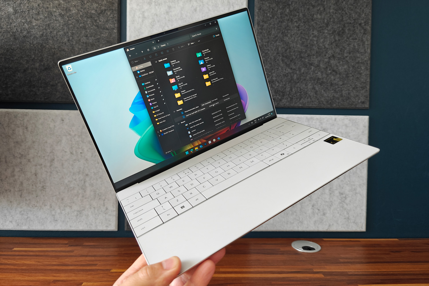 Dell XPS 13 (9345) review: Snapdragon ultraportable lacks substance | Stuff