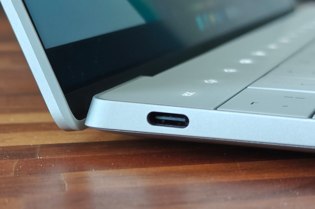 Dell XPS 13 (9345) review: Snapdragon ultraportable lacks substance | Stuff