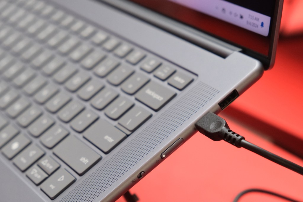 Lenovo's Aura Edition laptops add more smarts to Lunar Lake | Stuff
