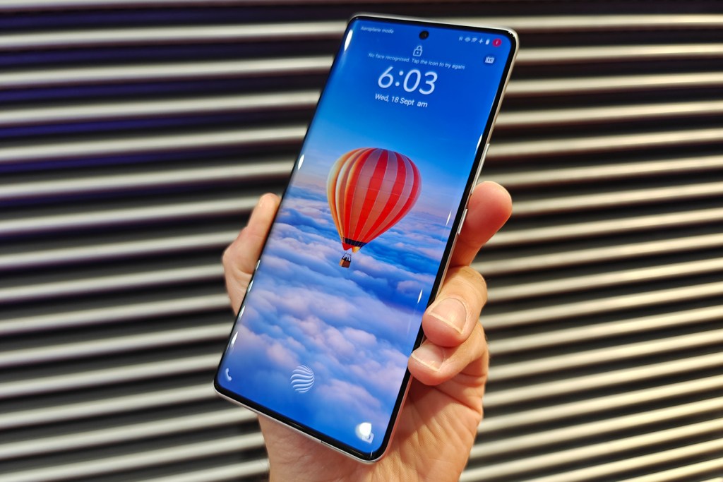 Vivo V40 Pro review: still a selfie star | Stuff