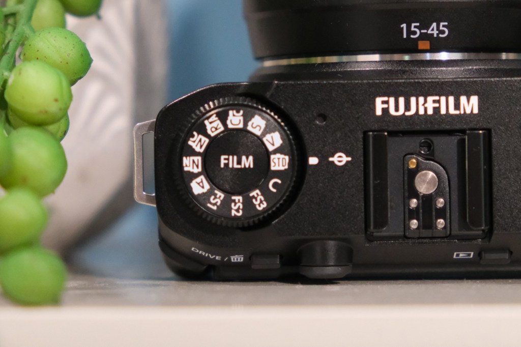 Fujifilm X-M5 hands-on review: honey I shrunk the system camera | Stuff