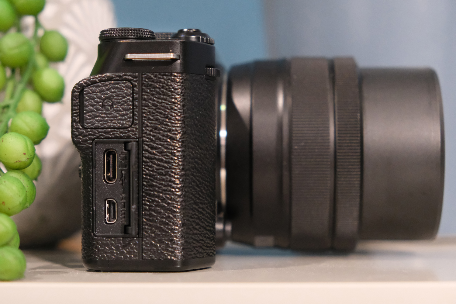 Fujifilm X-M5 hands-on review: honey I shrunk the system camera | Stuff