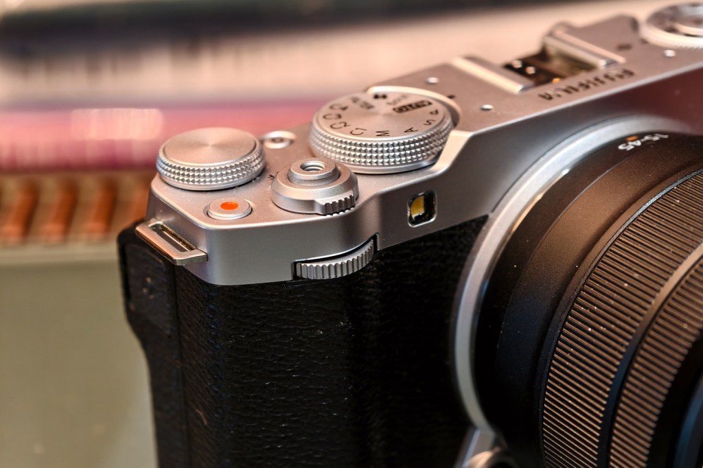 Fujifilm X-M5 review: honey I shrunk the system camera | Stuff