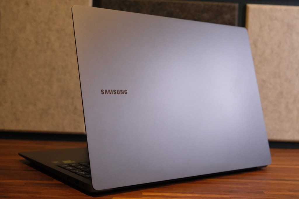 The Samsung Galaxy Book4 Ultra could be a best-of-both worlds laptop ...