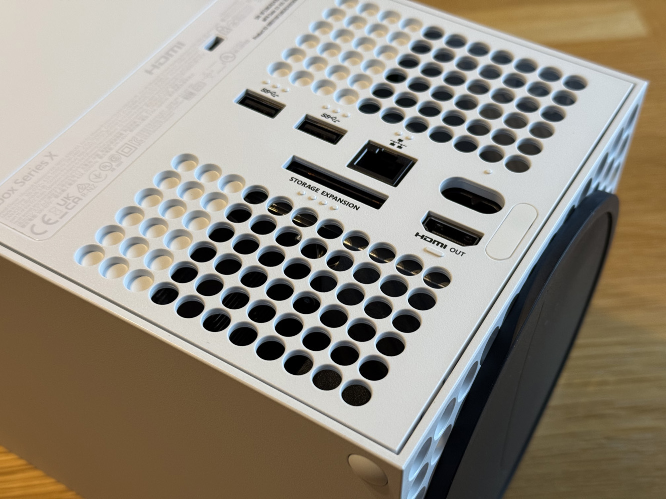 I've been playing with the discless white Xbox Series X - here's what it looks like | Stuff