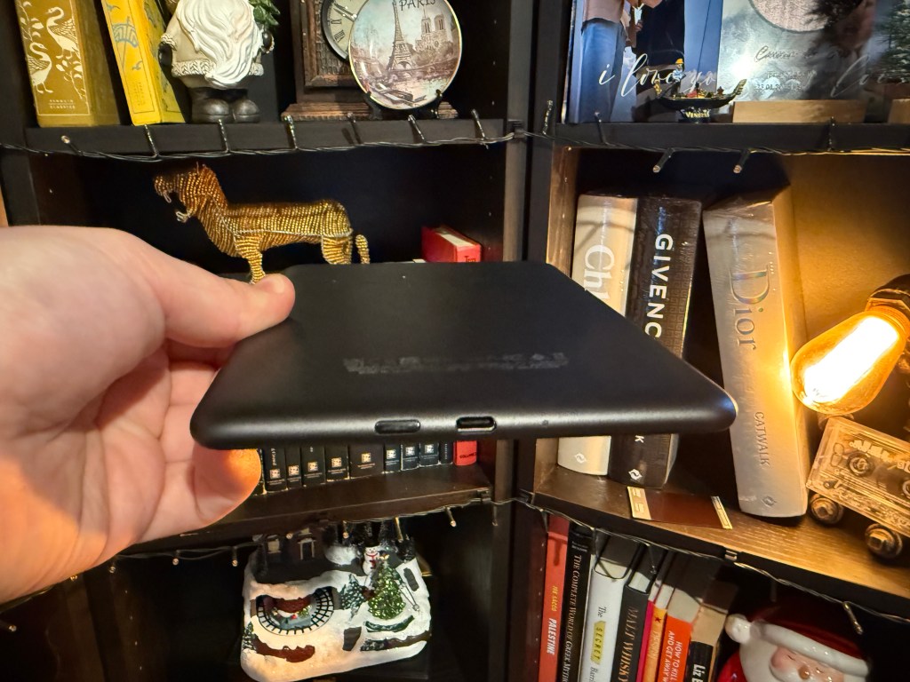 Amazon Kindle Paperwhite (2024) review: better than a book | Stuff