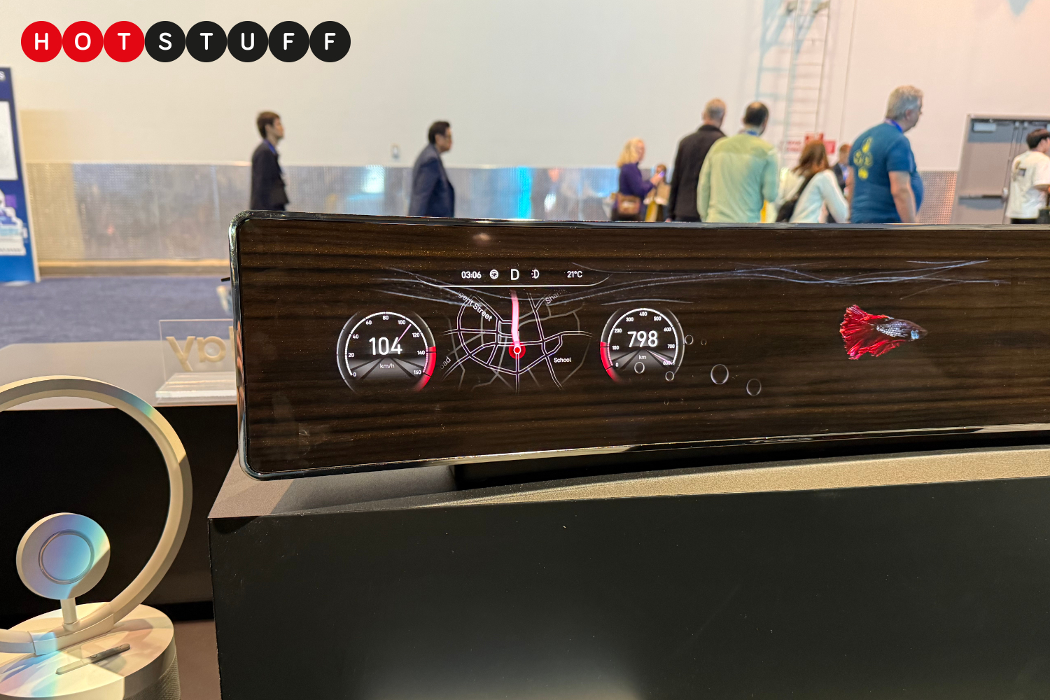 Here's how the displays in your next car might be more useful | Stuff