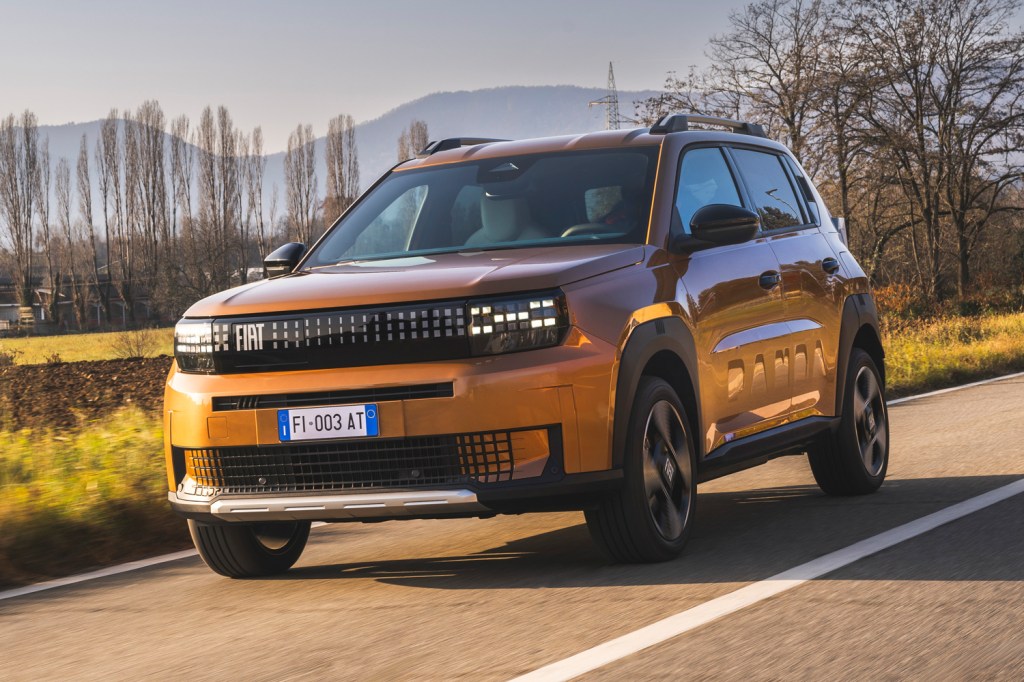 The Fiat Grande Panda Electric's low price and clean design won me over ...