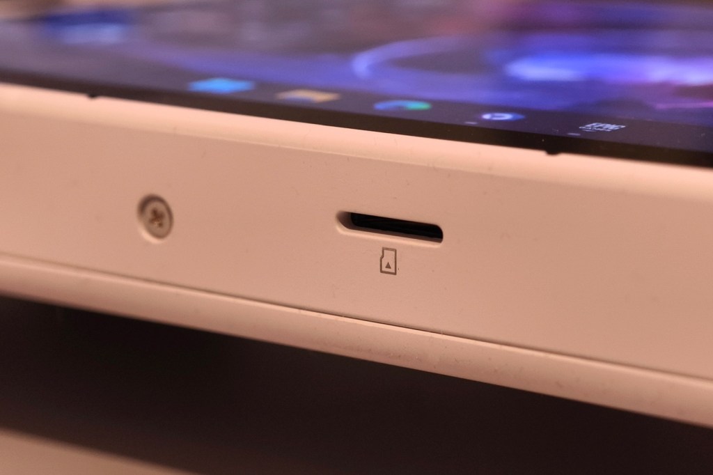 Lenovo Legion Go S review: a frustratingly great gaming handheld | Stuff