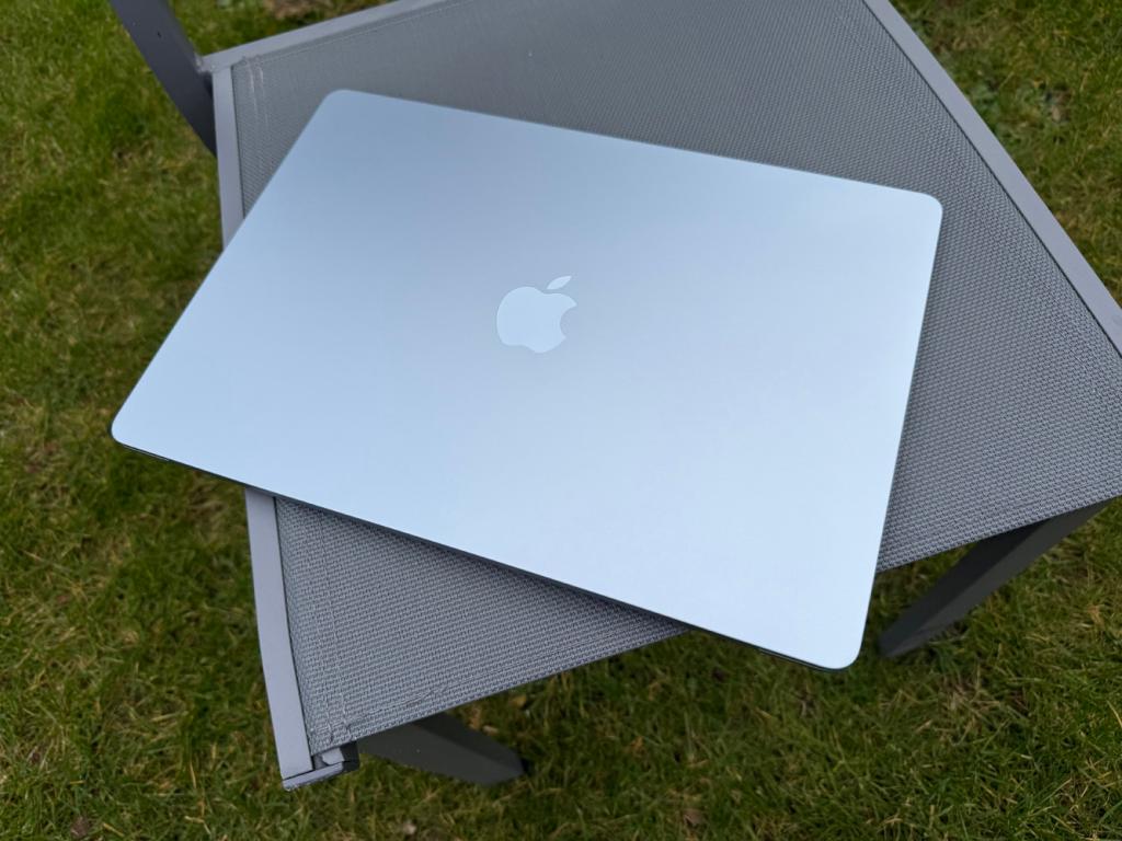 Apple’s new MacBook feature stops your battery hitting 100%. Here’s why ...