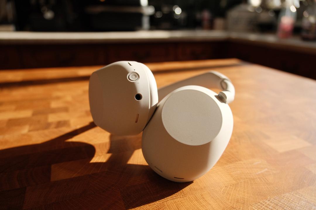 This Sony WH-1000XM6 deal knocks £70 off our favourite noise-cancelling ...