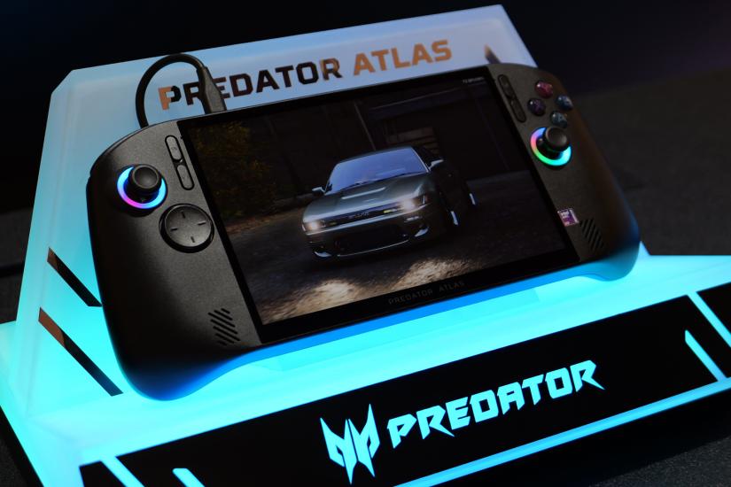 Getting my hands on the Acer Predator Atlas 8 showed what other ...